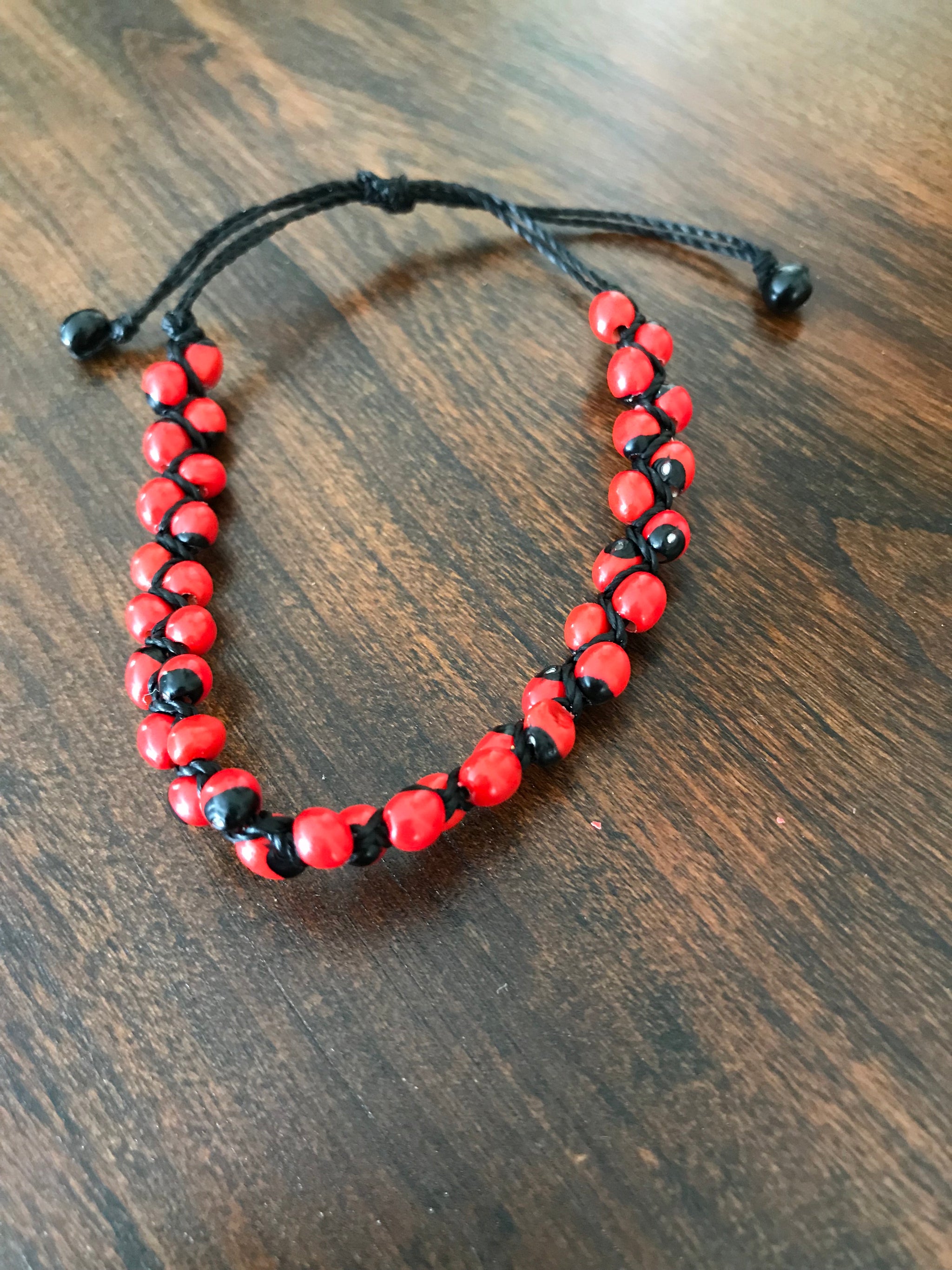 Handmade Peruvian Huayruro Seed Bracelet. – Peruvian Accent
